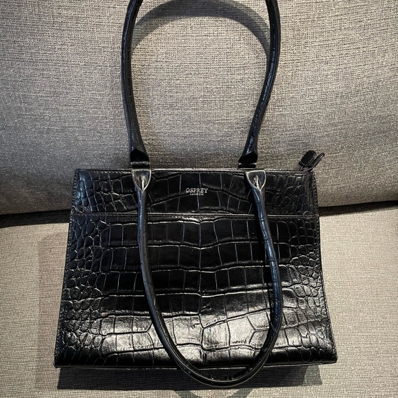 Asprey | Bags | Asprey London Authentic Black Leather Shoulder Bag ...